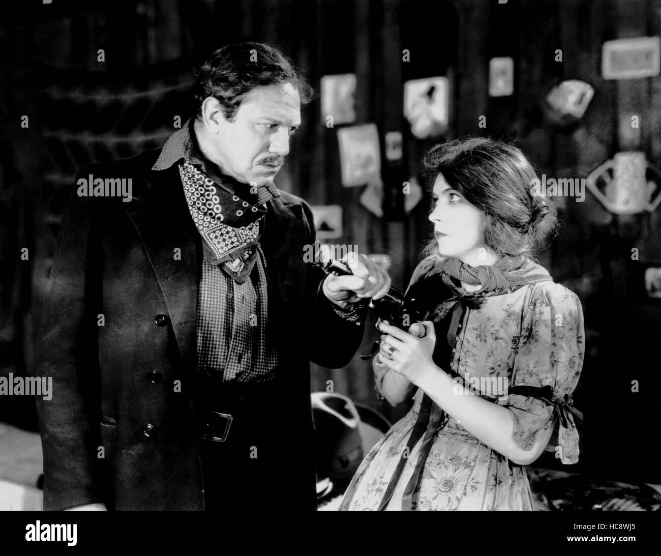 Lillian gish wind hi-res stock photography and images - Alamy