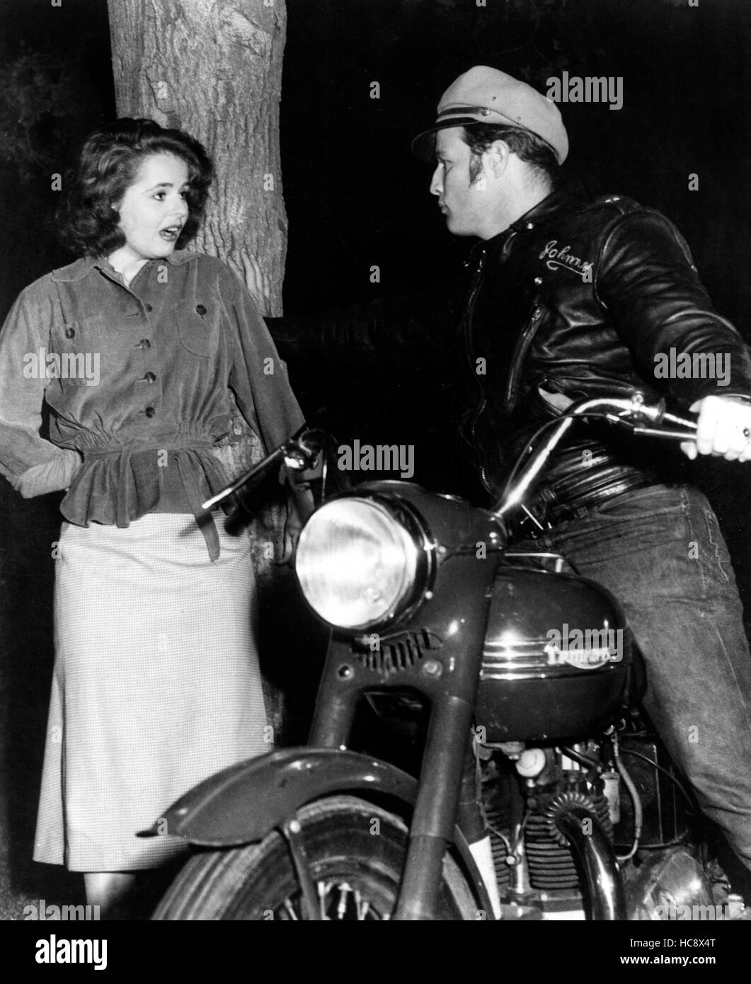 THE WILD ONE, Mary Murphy, Marlon Brando, 1954 Stock Photo - Alamy