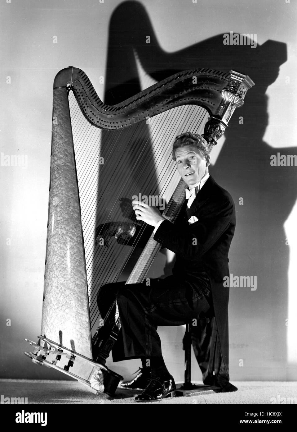 WONDER MAN, Danny Kaye, 1945 Stock Photo - Alamy