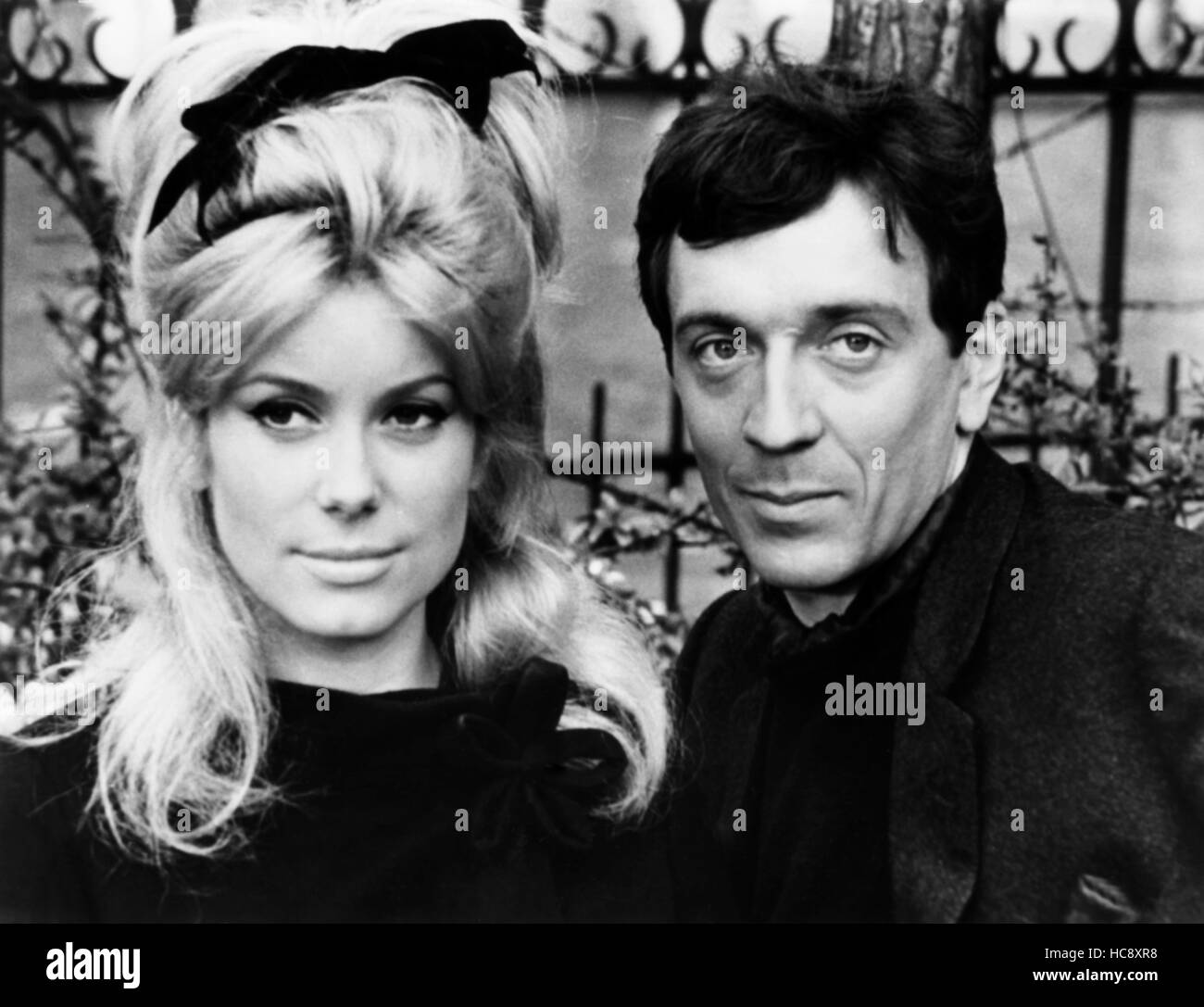 THE WORLD'S MOST BEAUTOFUL SWINDLERS, (aka LES PLUS BELLES ESCROQUERIES ...