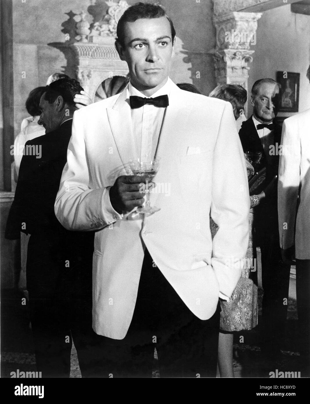 WOMAN OF STRAW, Sean Connery, 1964 Stock Photo - Alamy