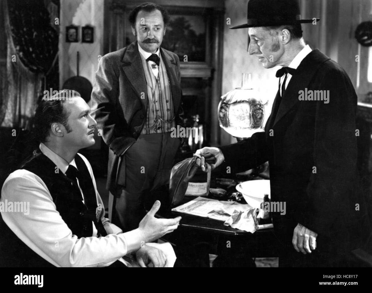 THE WOMAN OF THE TOWN, Albert Dekker, Porter Hall, Percy Kilbride, 1943 ...