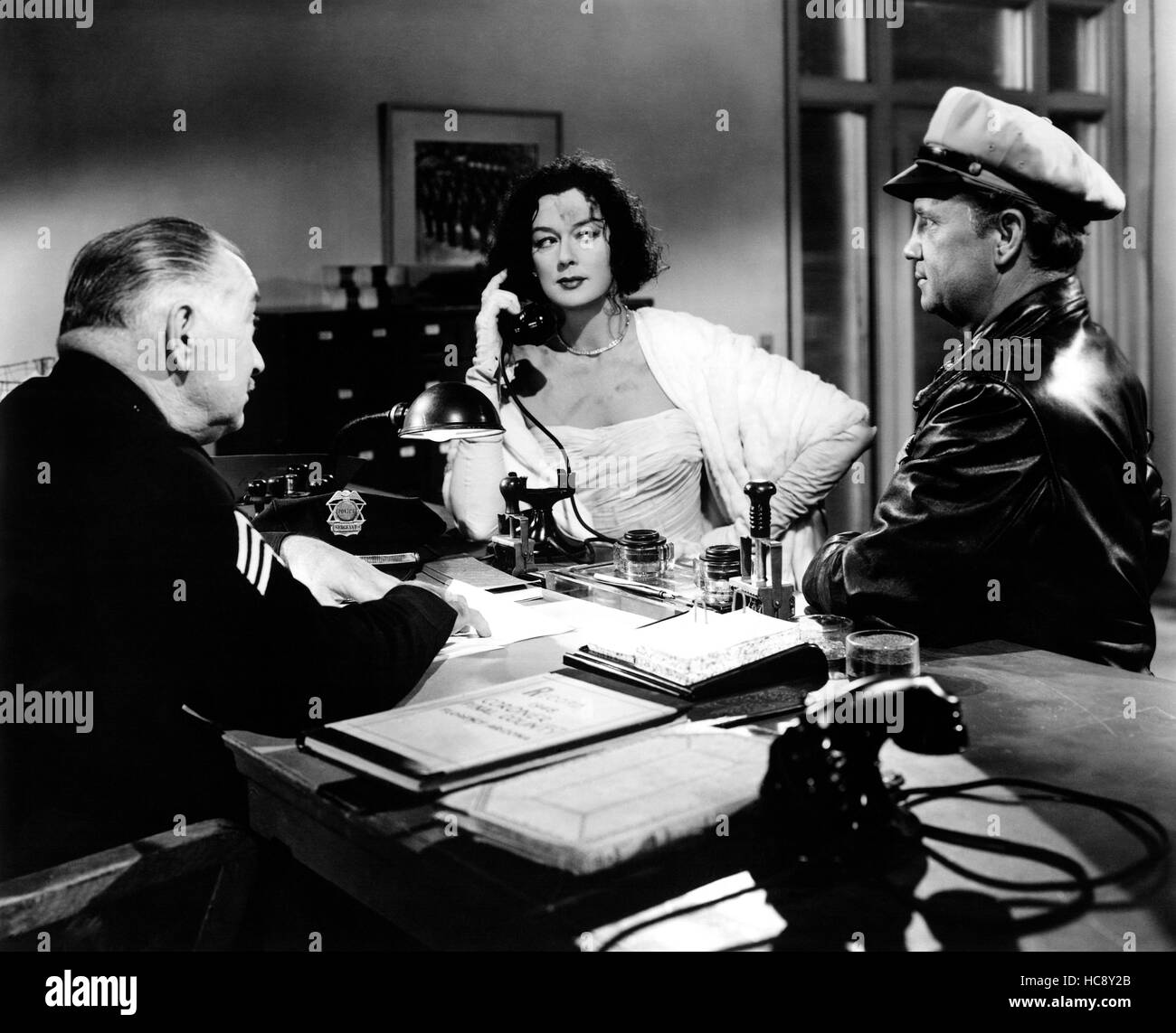 A WOMAN OF DISTINCTION, Edward Keane, Rosalind Russell, Walter Sande ...