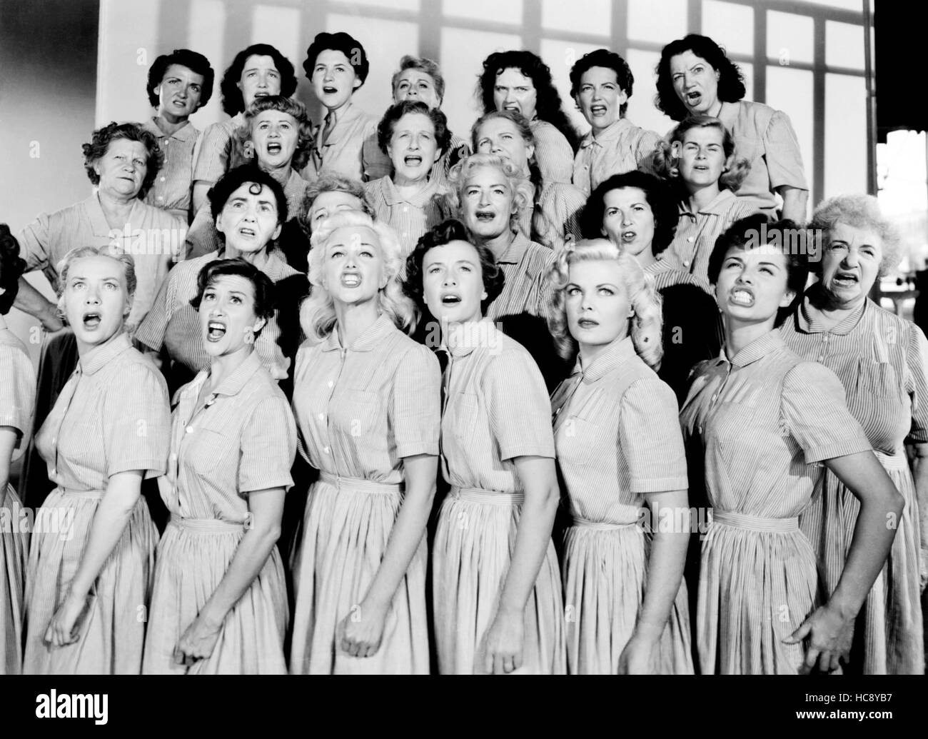 WOMEN'S PRISON, front and center, Jan Sterling, Phyllis Thaxter, Cleo ...