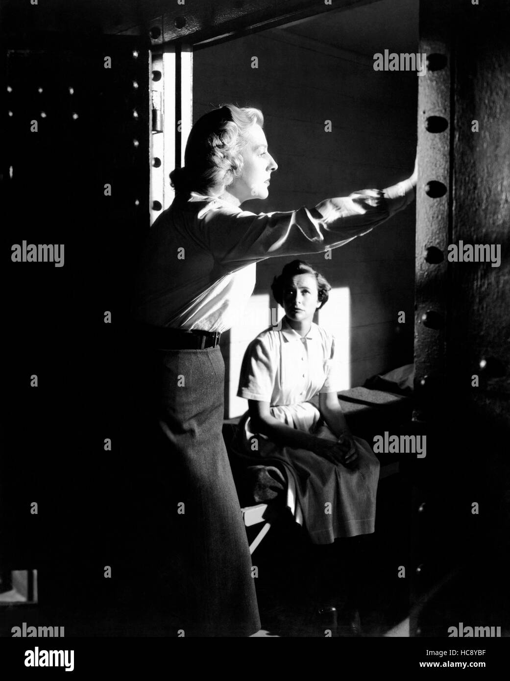 WOMEN'S PRISON, from left, Gertrude Michael, Phyllis Thaxter, 1955 ...