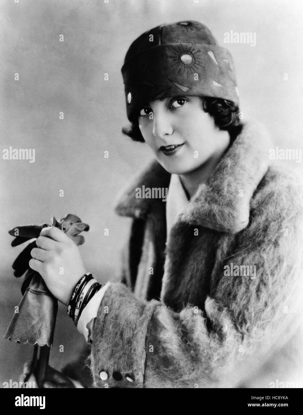 WOMEN WHO GIVE, Barbara Bedford, 1924 Stock Photo - Alamy