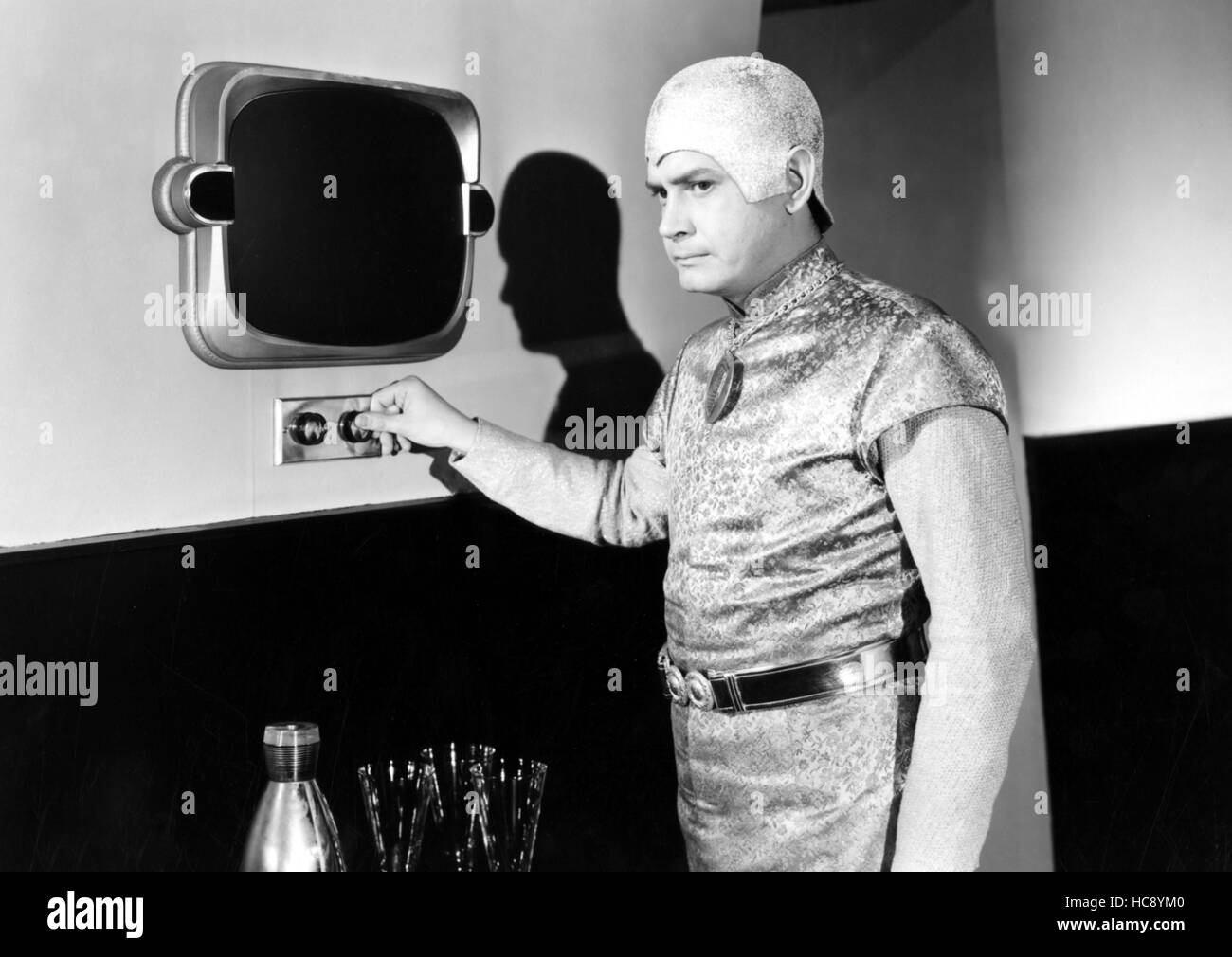 WORLD WITHOUT END, Everett Glass, 1956 Stock Photo - Alamy