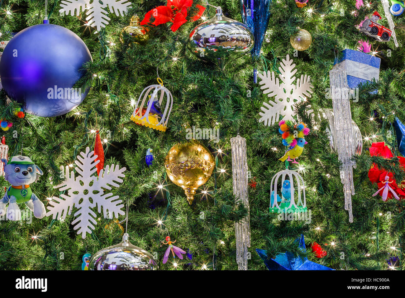 Decorated Christmas tree Stock Photo - Alamy