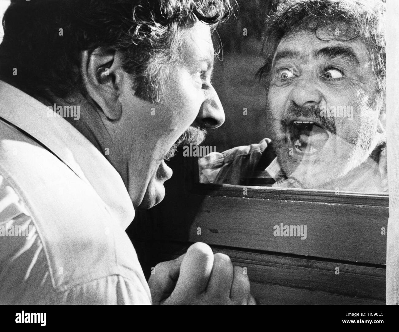 TOPKAPI, from left, Peter Ustinov, Akim Tamiroff, 1964 Stock Photo - Alamy