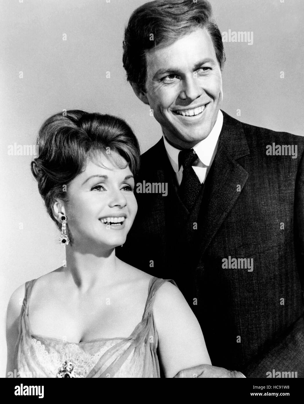 THE UNSINKABLE MOLLY BROWN, from left, Debbie Reynolds, Harve Presnell, 1964 Stock Photo - Alamy