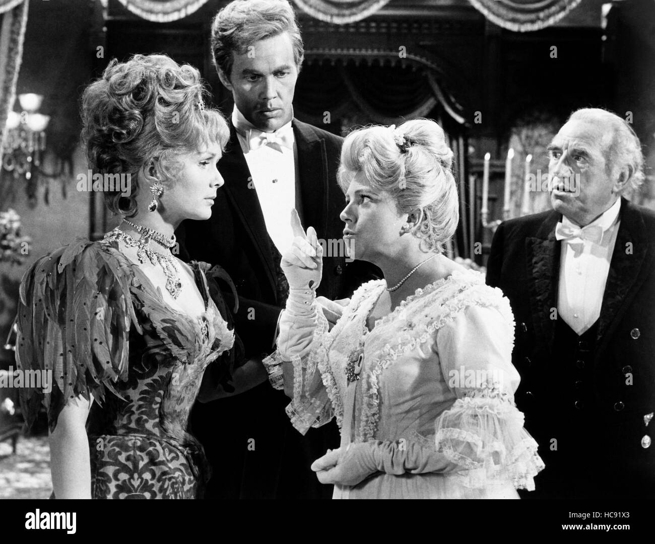 THE UNSINKABLE MOLLY BROWN, from left, Debbie Reynolds, Harve Presnell, Hermione Baddeley, Ed ...