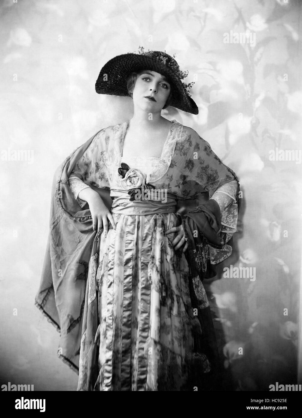 THE UNPARDONABLE SIN, Blanche Sweet, 1919 Stock Photo - Alamy