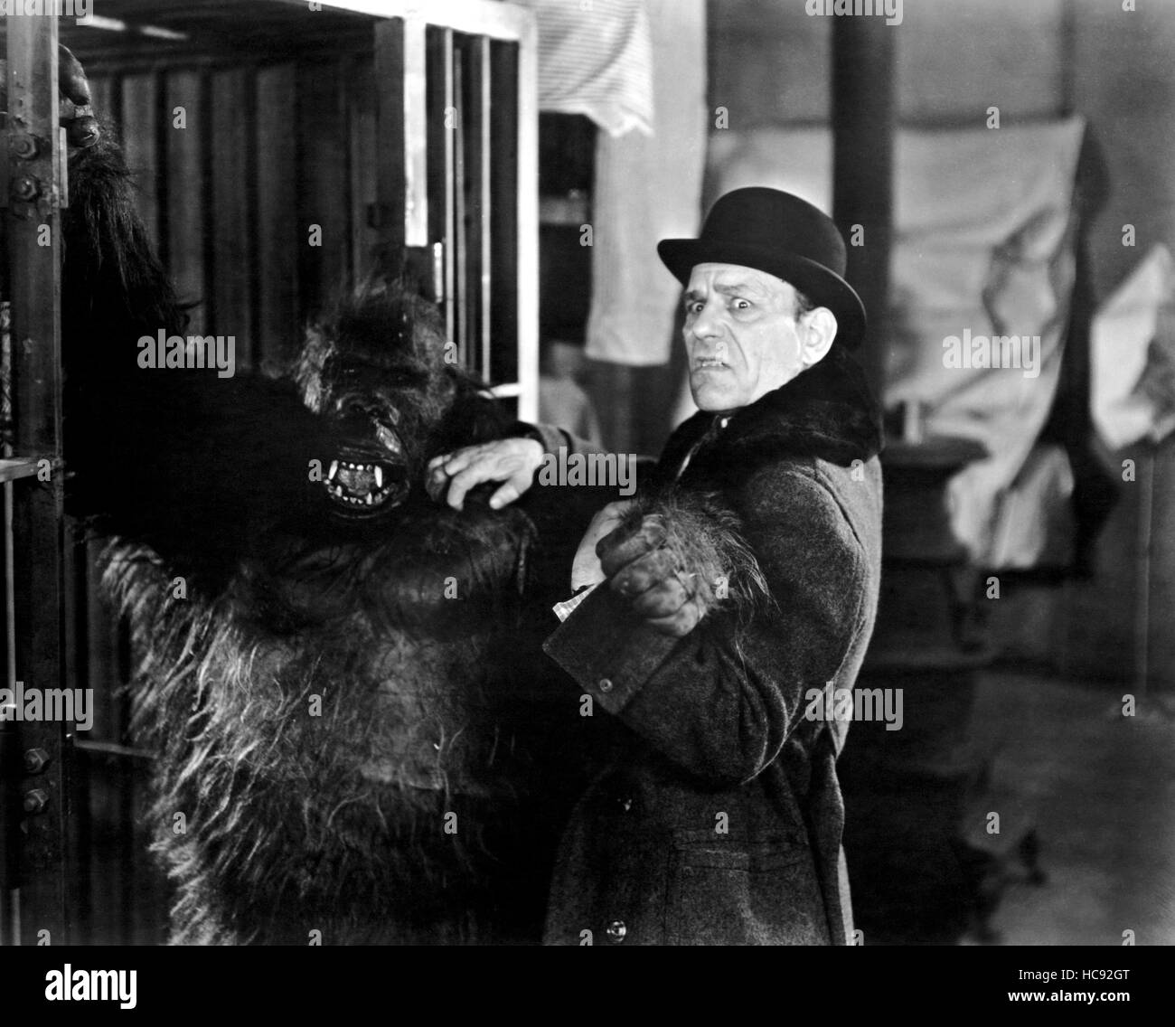 THE UNHOLY THREE, Charles Gemora, Lon Chaney, 1930 Stock Photo - Alamy