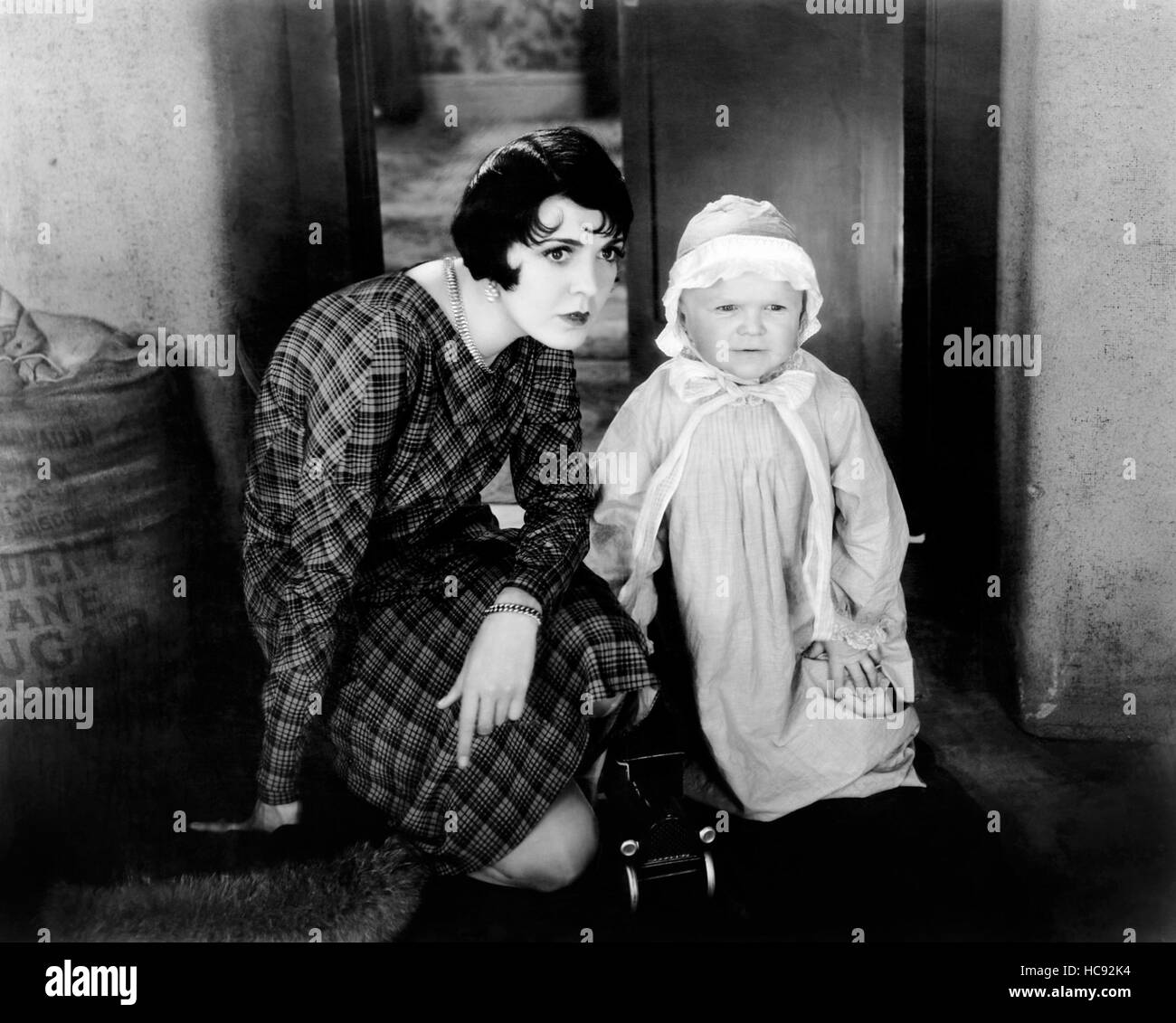 THE UNHOLY THREE, from left, Lila Lee, Harry Earles, 1930 Stock Photo ...