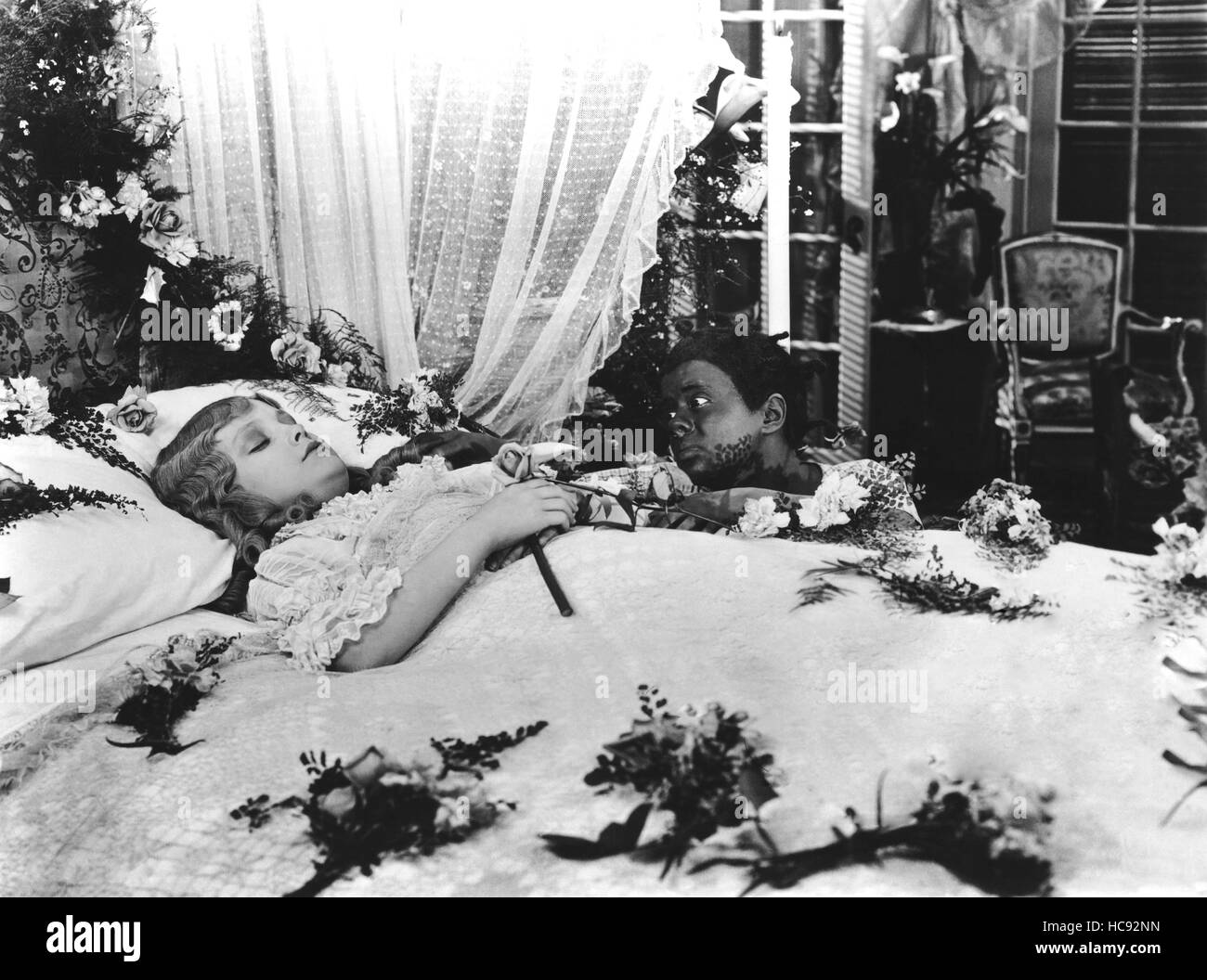 UNCLE TOM'S CABIN, Virginia Grey, Mona Ray, 1927 Stock Photo - Alamy