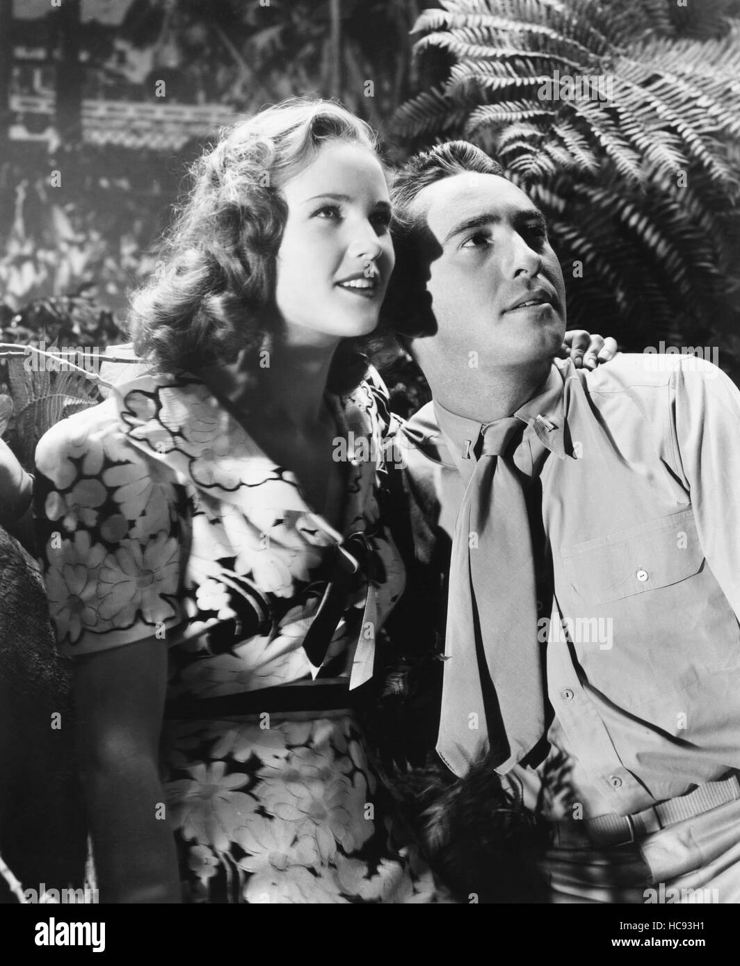 WAKE ISLAND, from left: Barbara Britton, Macdonald Carey, 1942 Stock ...