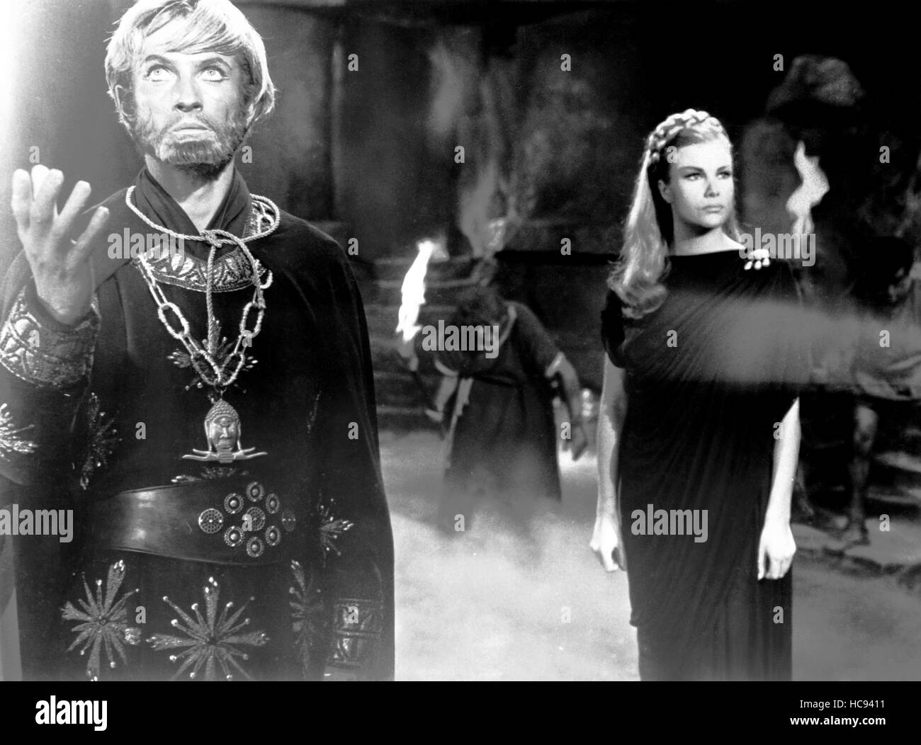 WAR OF THE ZOMBIES, (aka ROMA CONTRO ROMA), from left, John Barrymore ...