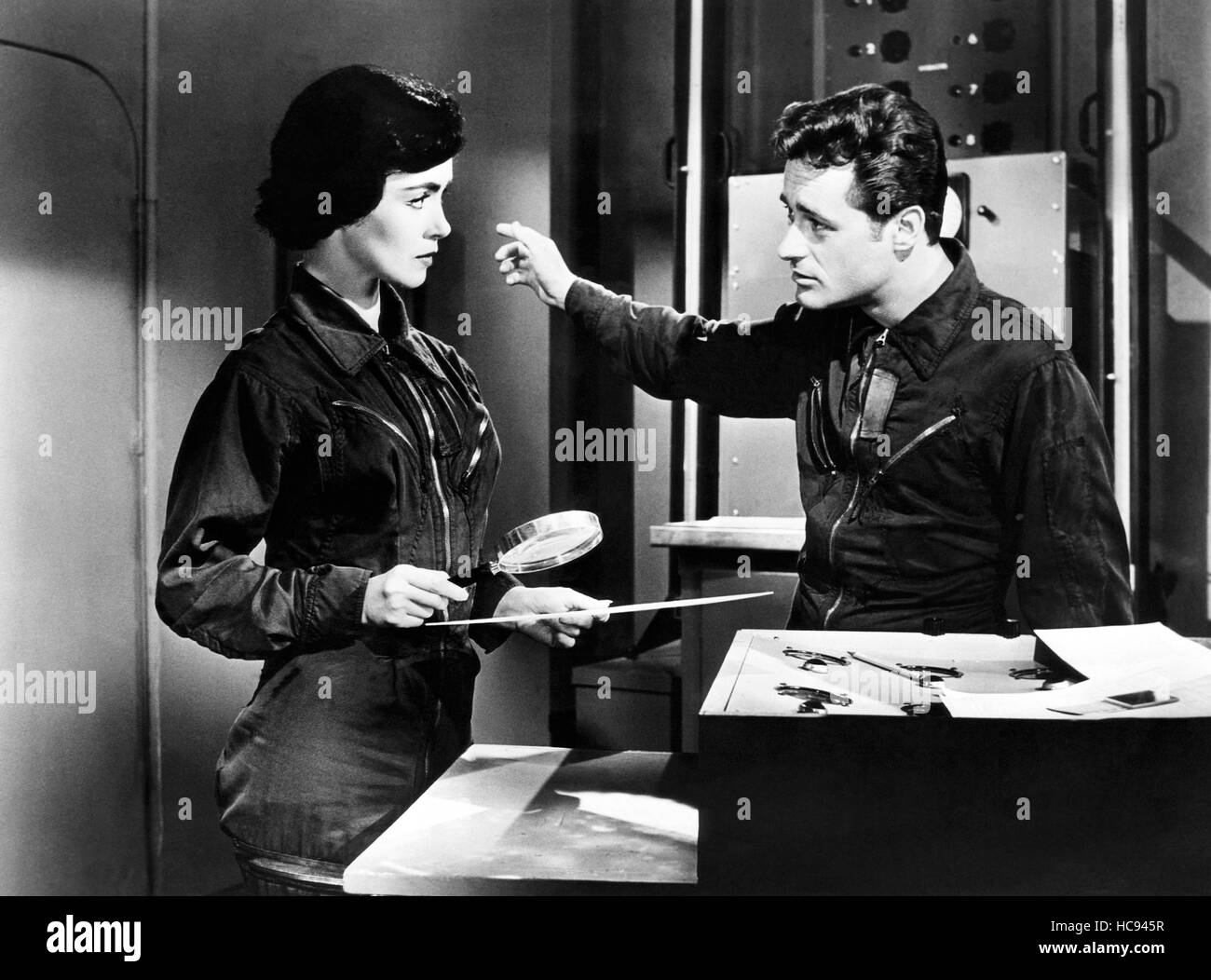 WAR OF THE SATELLITES, Susan Cabot, Dick Miller, 1958 Stock Photo - Alamy