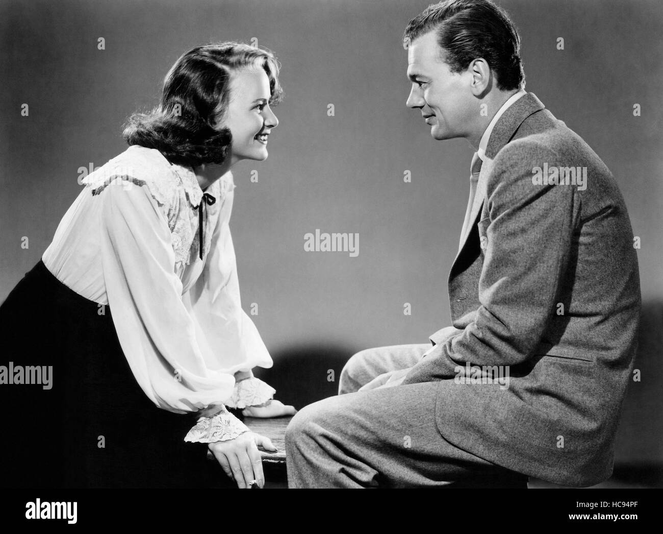 WALK SOFTLY, STRANGER, from left, Alida Valli, Joseph Cotten, 1950 ...