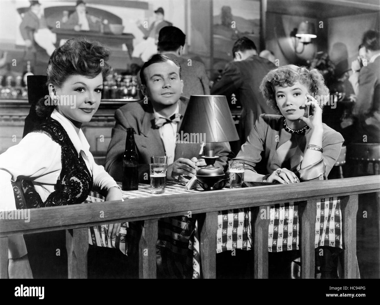 WALK SOFTLY, STRANGER, from left, Marlo Dwyer, Jack Paar, Jeff Donnell ...