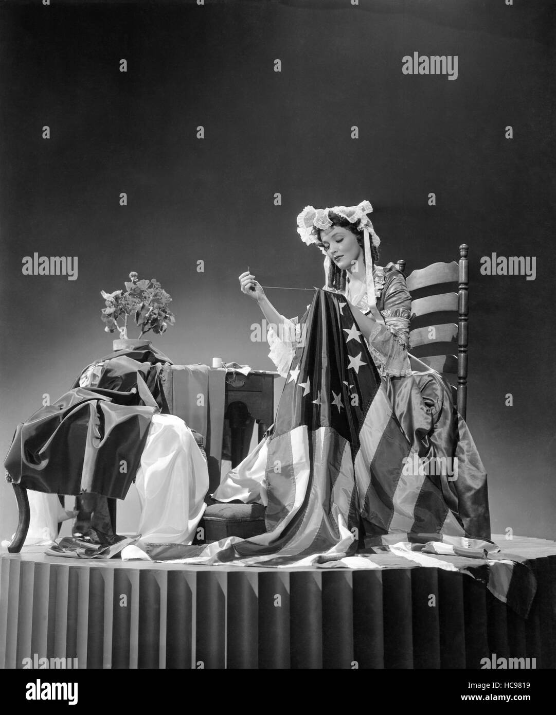 YANKEE DOODLE DANDY, Georgia Carroll, 1942 Stock Photo - Alamy