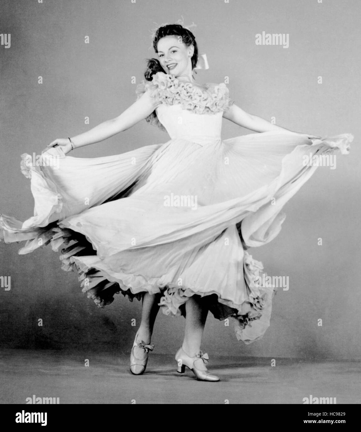 YANKEE DOODLE DANDY, Jeanne Cagney, 1942 Stock Photo - Alamy