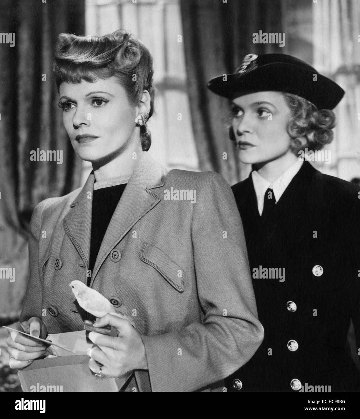 YELLOW CANARY, Anna Neagle, Nova Pilbeam, 1943 Stock Photo - Alamy