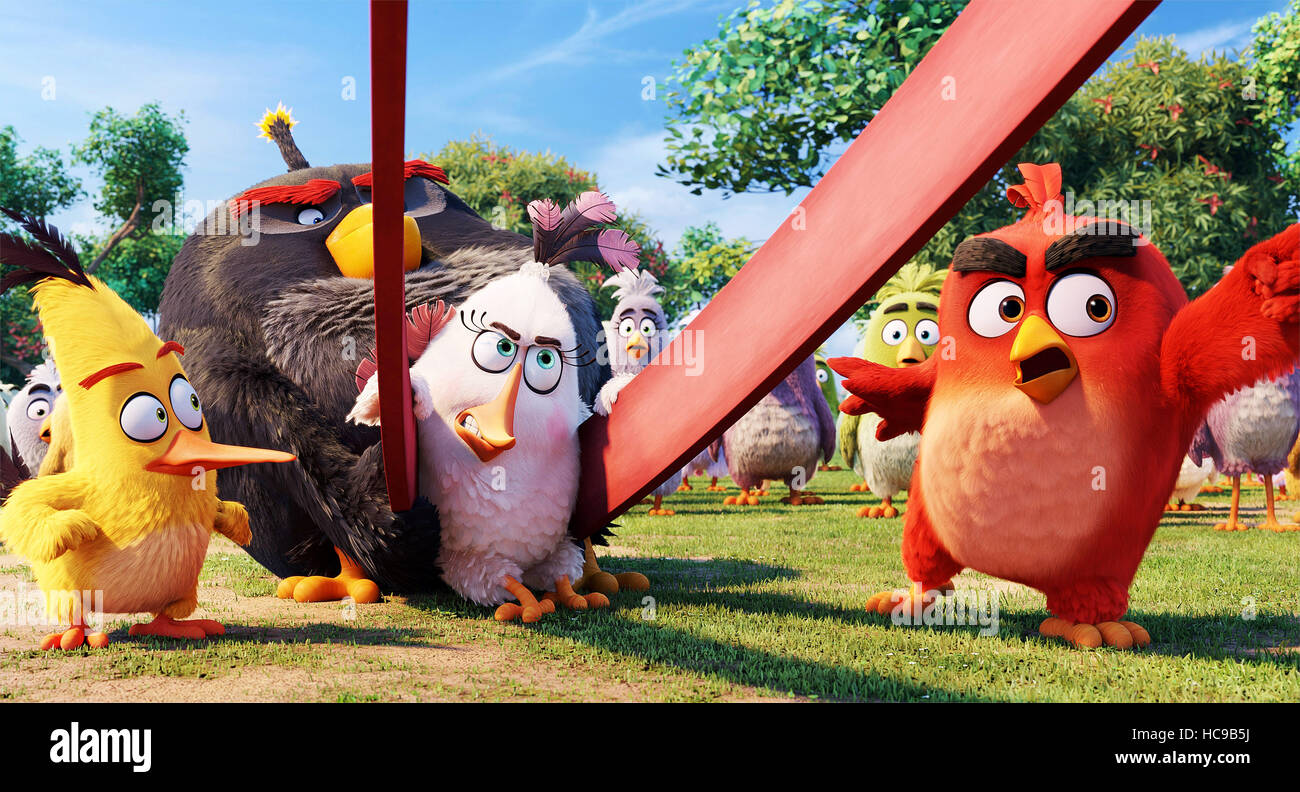 ANGRY BIRDS, (aka THE ANGRY BIRDS MOVIE), foreground from left: Chuck ...