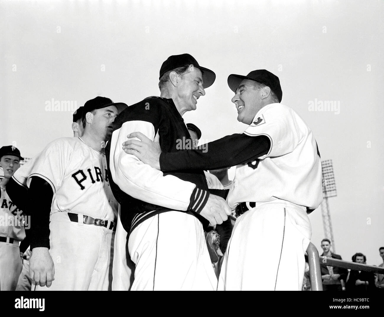 ANGELS IN THE OUTFIELD, Bruce Bennett, Paul Douglas, 1951 Stock Photo ...