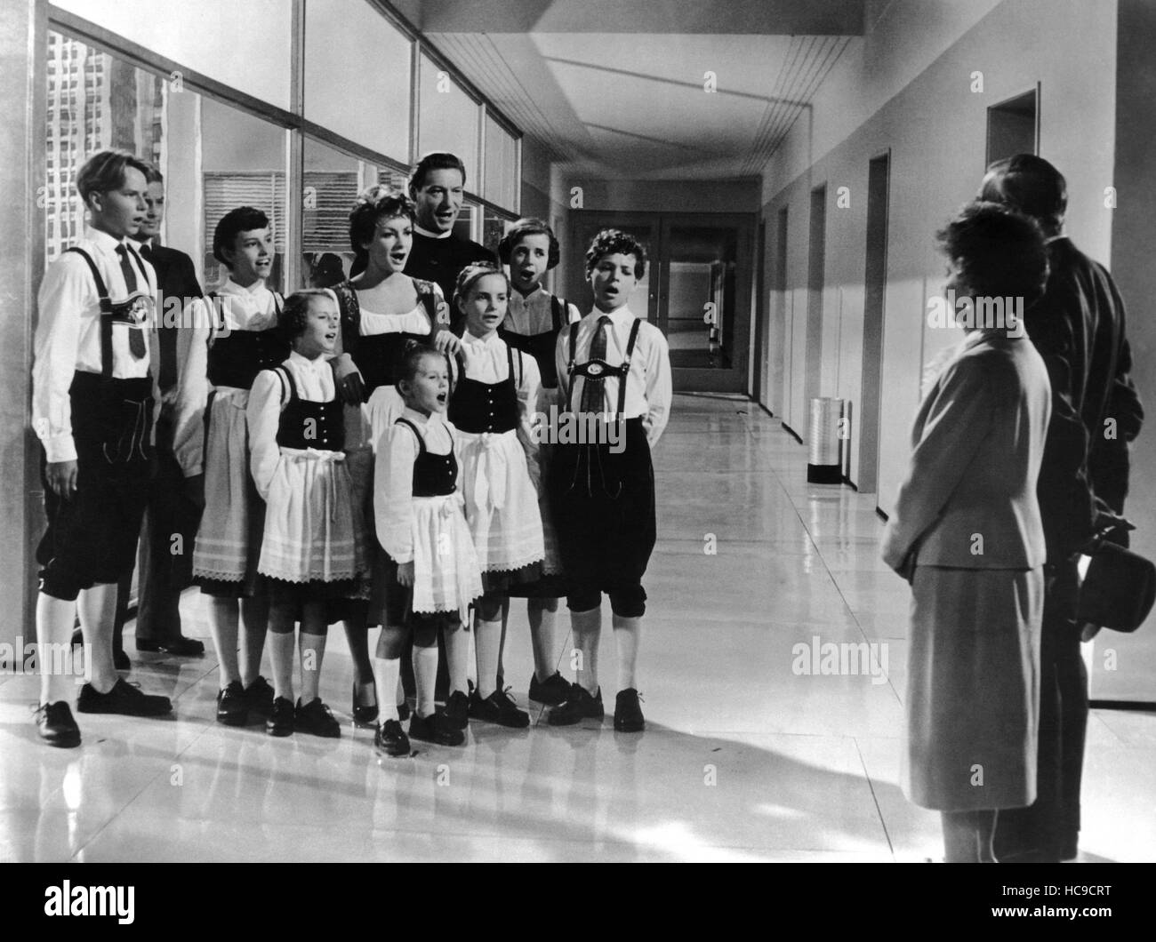 THE TRAPP FAMILY, (aka DIE TRAPP-FAMILIE), Hans Holt, Ruth Leuwerik ...