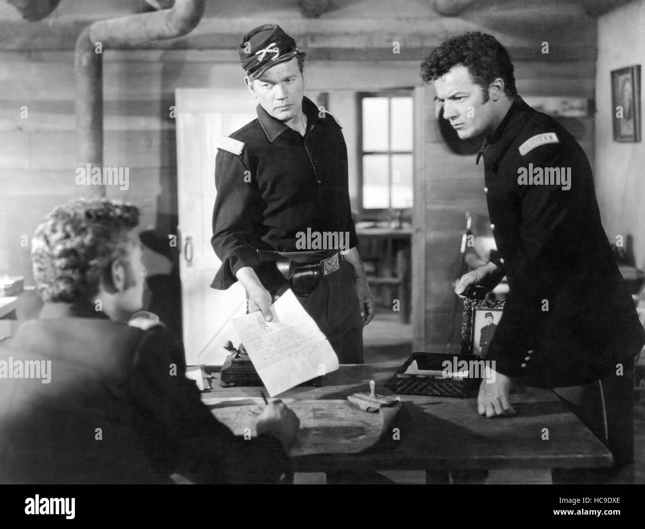 TWO FLAGS WEST, from left: Jeff Chandler, Joseph Cotten, Cornel Wilde ...