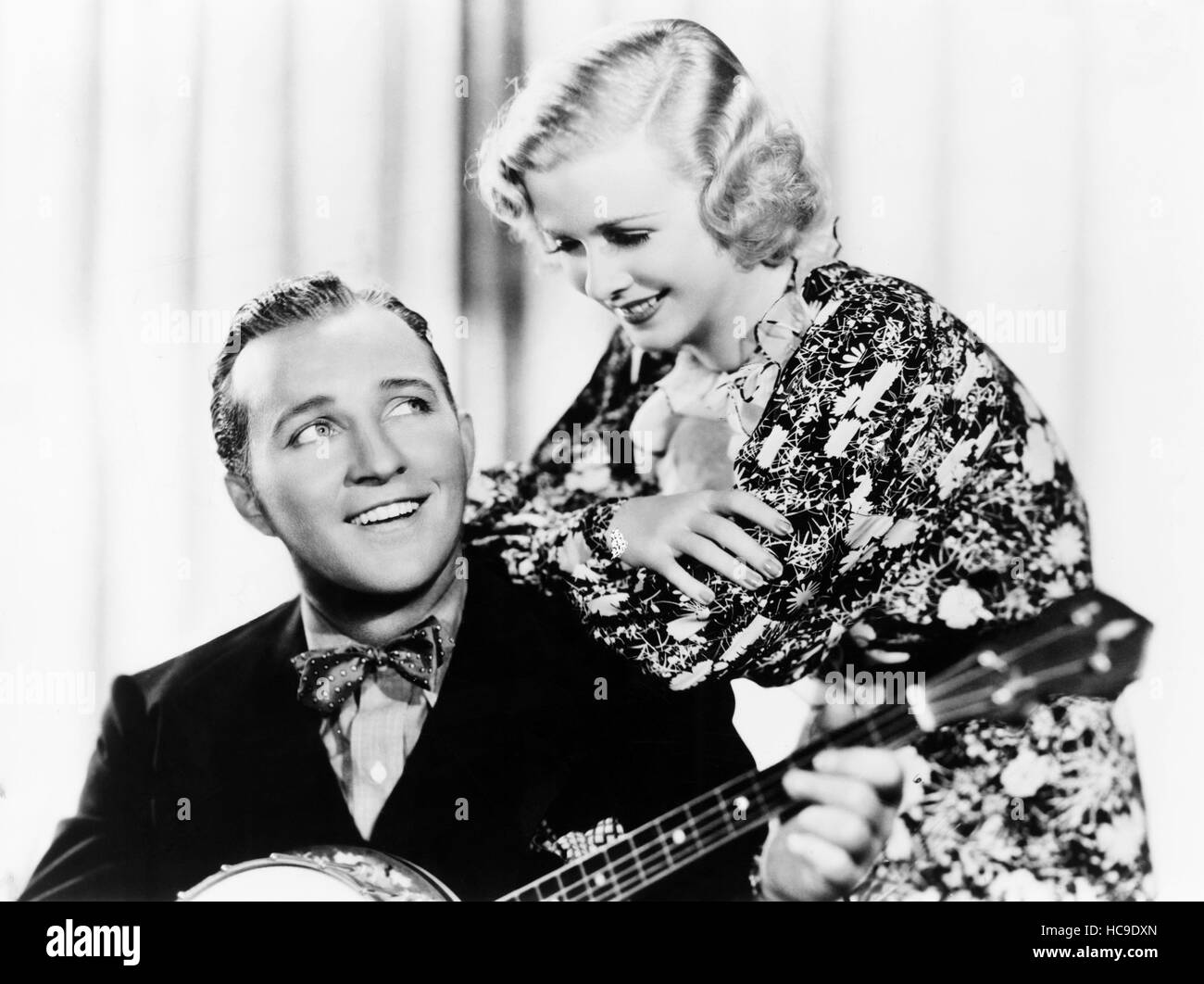 TWO FOR TONIGHT, from left: Bing Crosby, Joan Bennett, 1935 Stock Photo ...