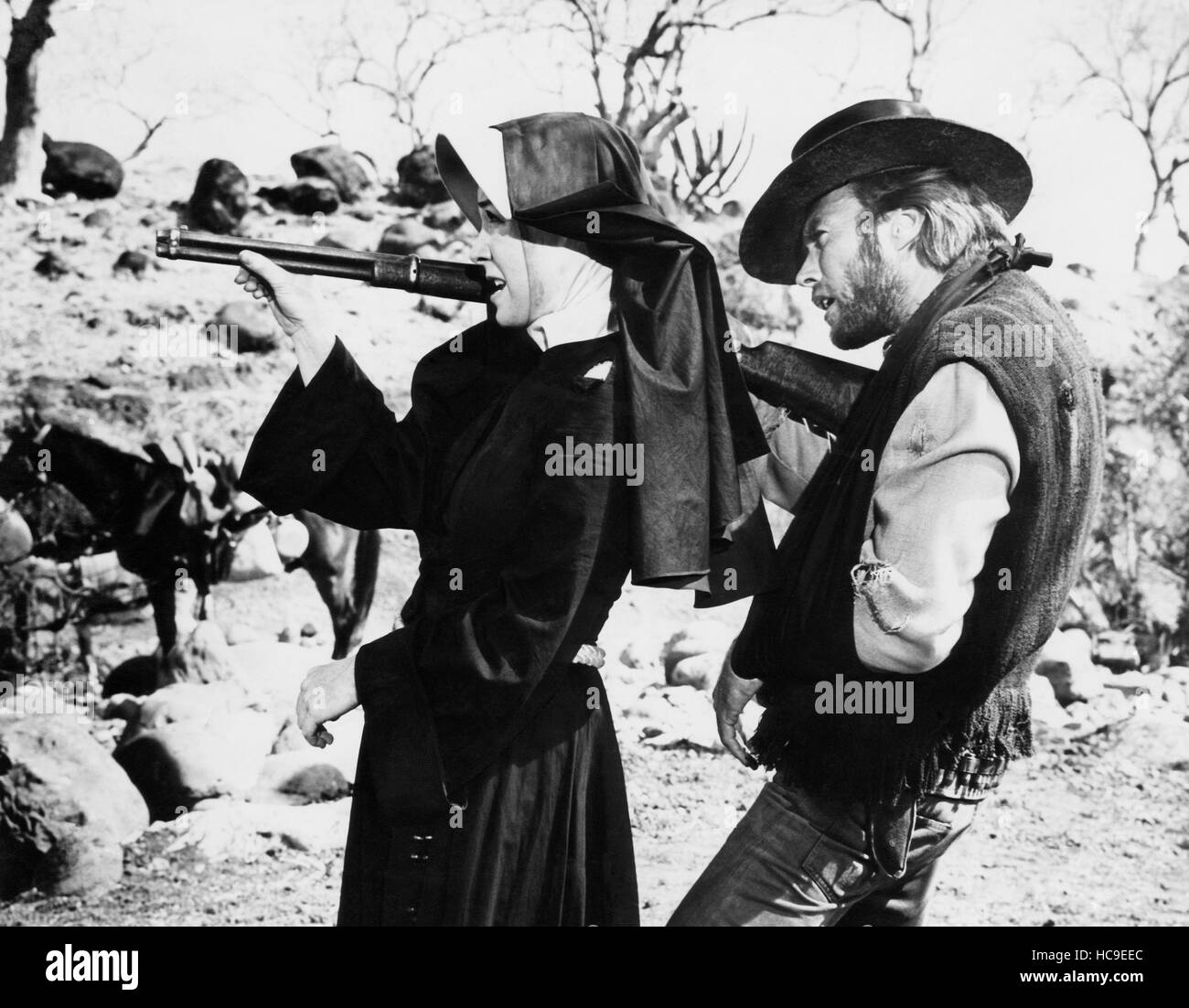 TWO MULES FOR SISTER SARA, Shirley MacLaine, Clint Eastwood, 1970 Stock ...