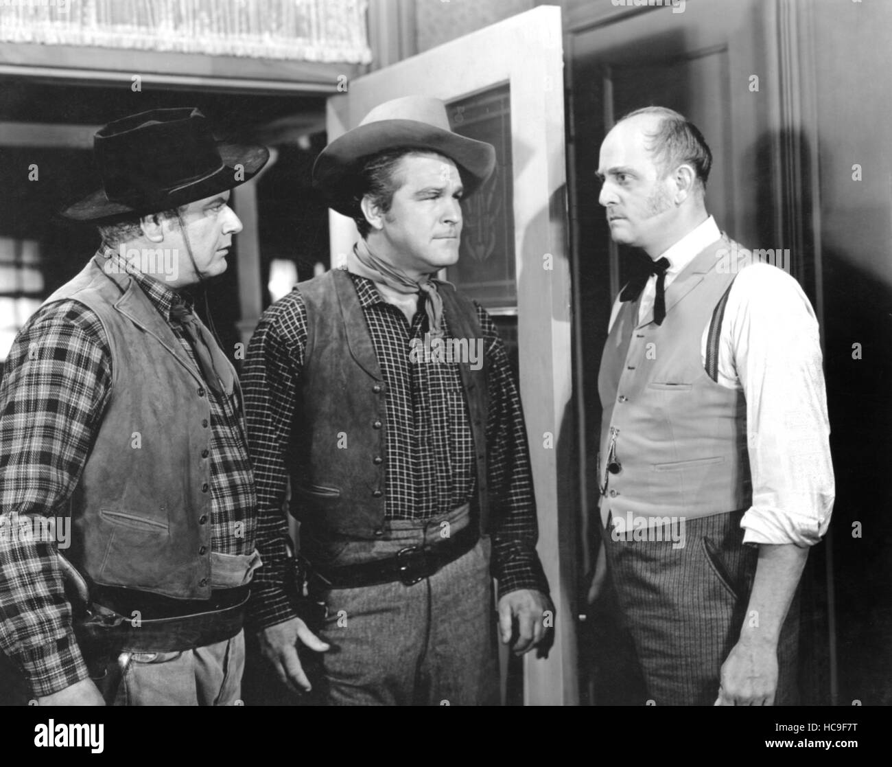 VIRGINIA CITY, from left: Alan Hale, Guinn Williams, Moroni Olsen, 1940 ...
