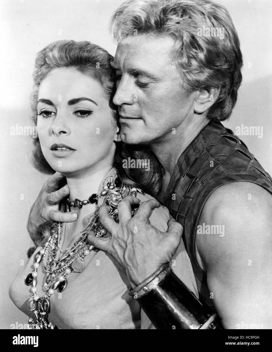 THE VIKINGS, from left: Janet Leigh, Kirk Douglas, 1958 Stock Photo - Alamy