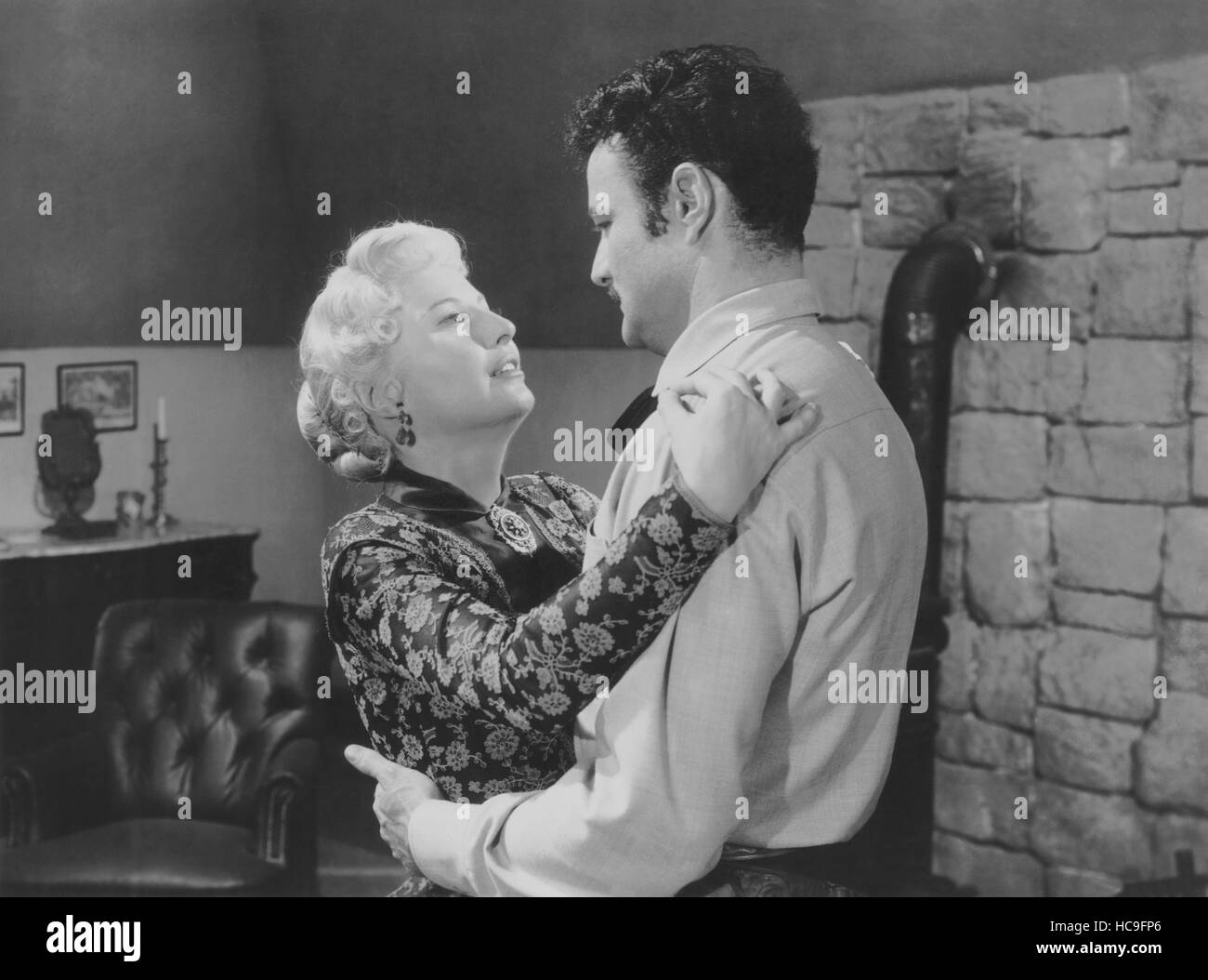 THE VIOLENT MEN, from left: Barbara Stanwyck, Brian Keith, 1955 Stock Photo - Alamy