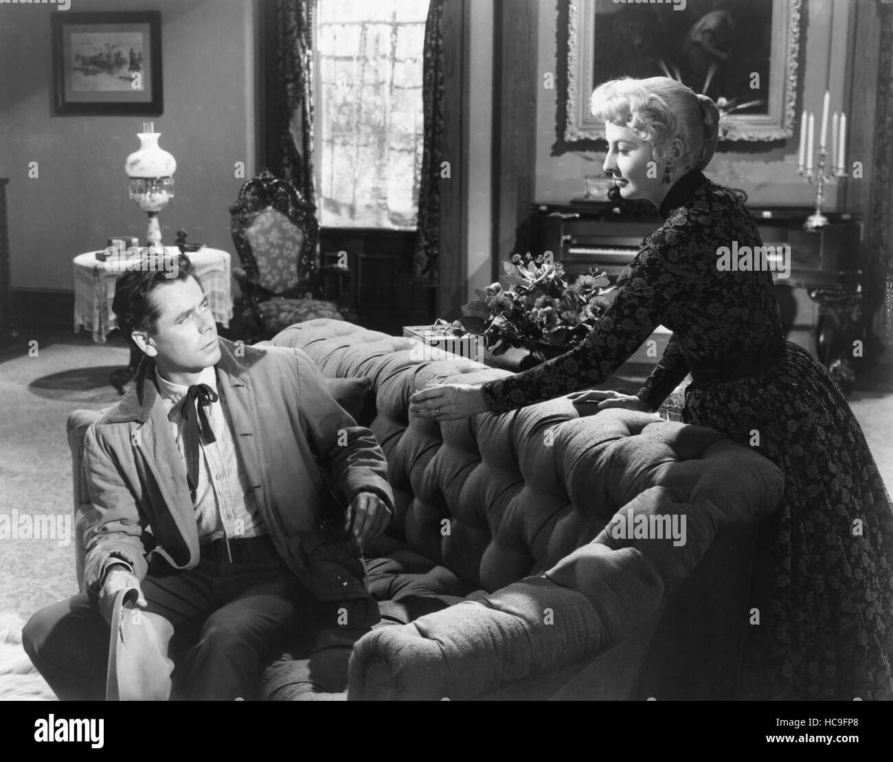THE VIOLENT MEN, from left: Glenn Ford, Barbara Stanwyck, 1955 Stock Photo - Alamy