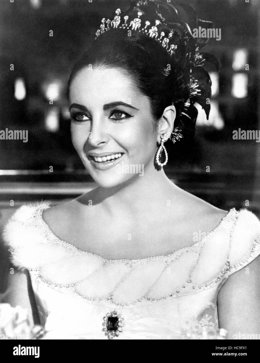THE V.I.P.S, Elizabeth Taylor, 1963 Stock Photo - Alamy