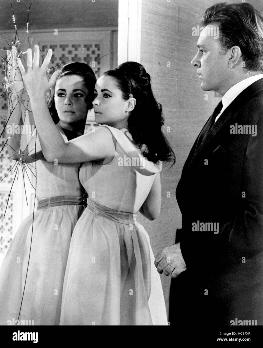 THE V.I.P.S, Elizabeth Taylor, Richard Burton, 1963 Stock Photo - Alamy
