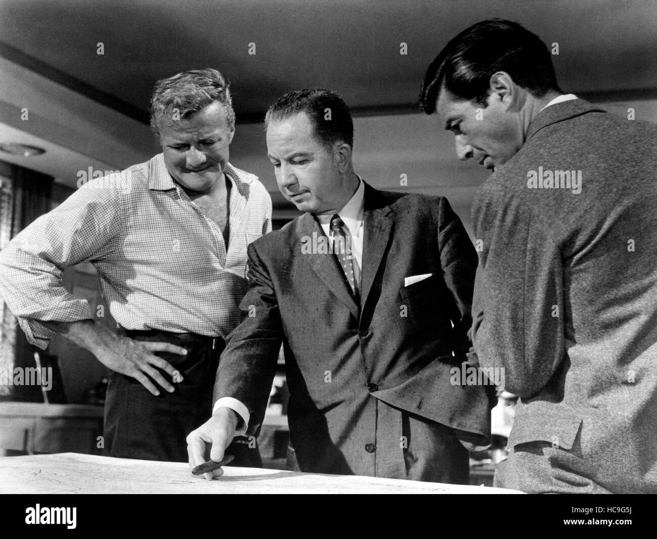 VIOLENT ROAD, Brian Keith, Ed Prentiss, Efrem Zimbalist Jr., 1958 Stock Photo - Alamy