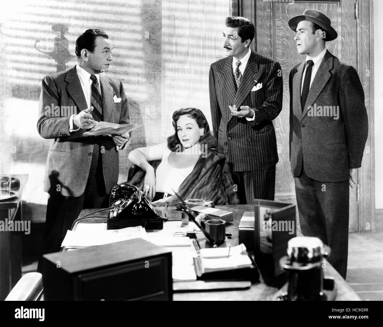 VICE SQUAD, from left: Edward G. Robinson, Paulette Goddard, John ...