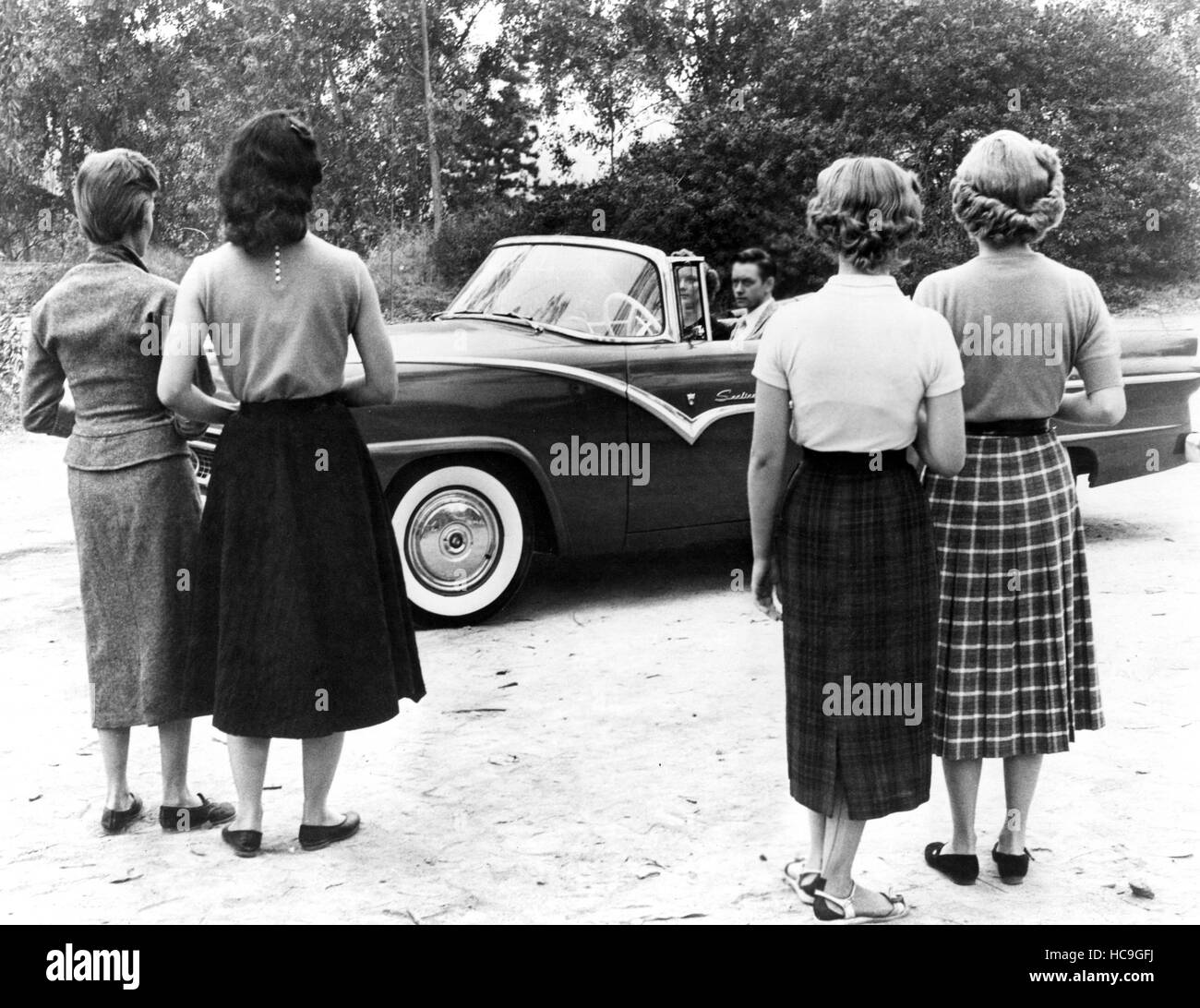 THE VIOLENT YEARS, Lee Constant, Theresa Hancock, Joanne Cangi, Jean ...