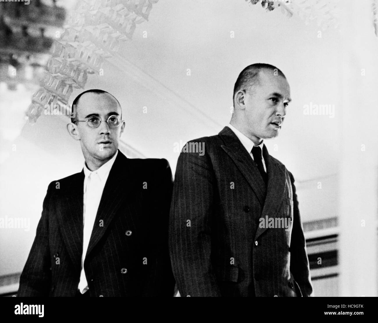 VOYAGE OF THE DAMNED, from left, Jonathan Pryce, Paul Koslo, 1976 Stock ...