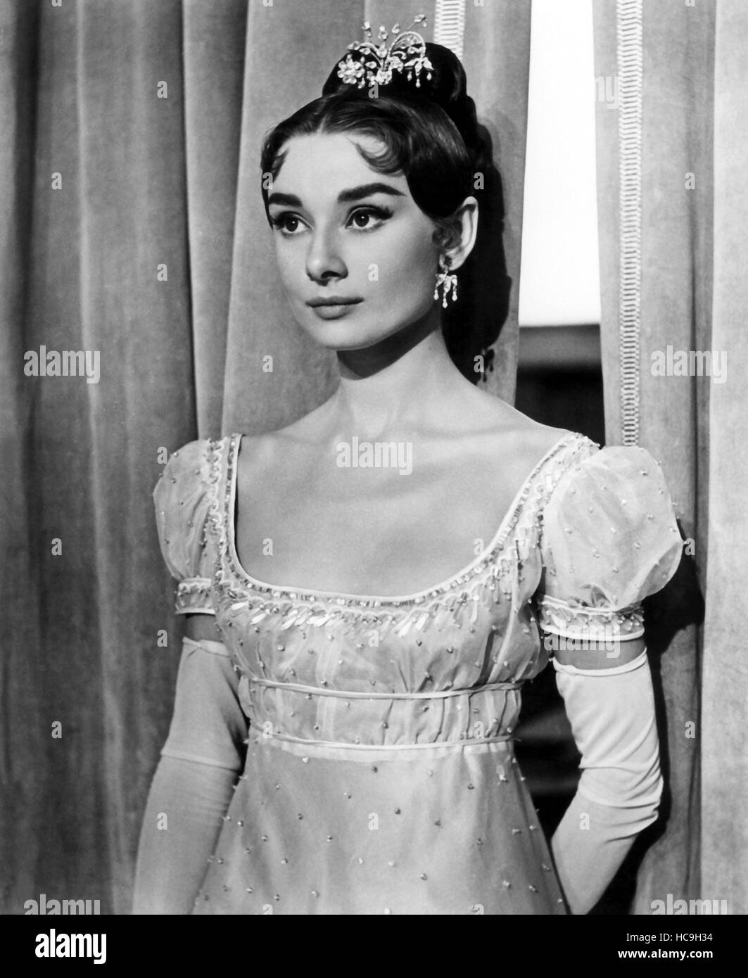 WAR AND PEACE, Audrey Hepburn, 1956 Stock Photo - Alamy