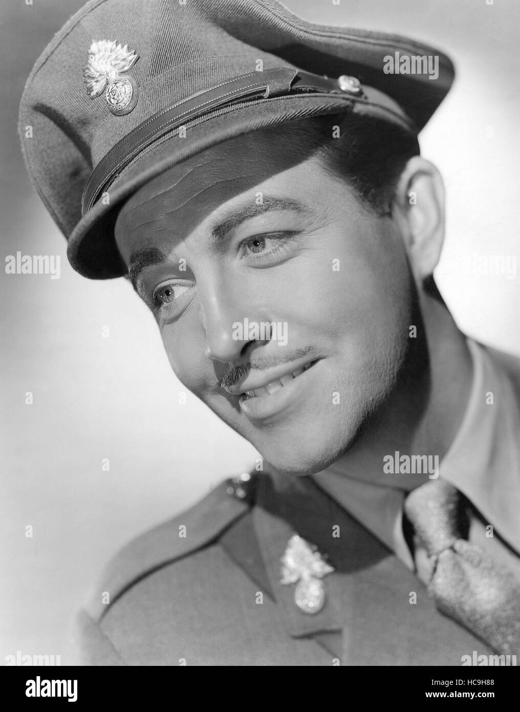 WATERLOO BRIDGE, Robert Taylor, 1940 Stock Photo - Alamy