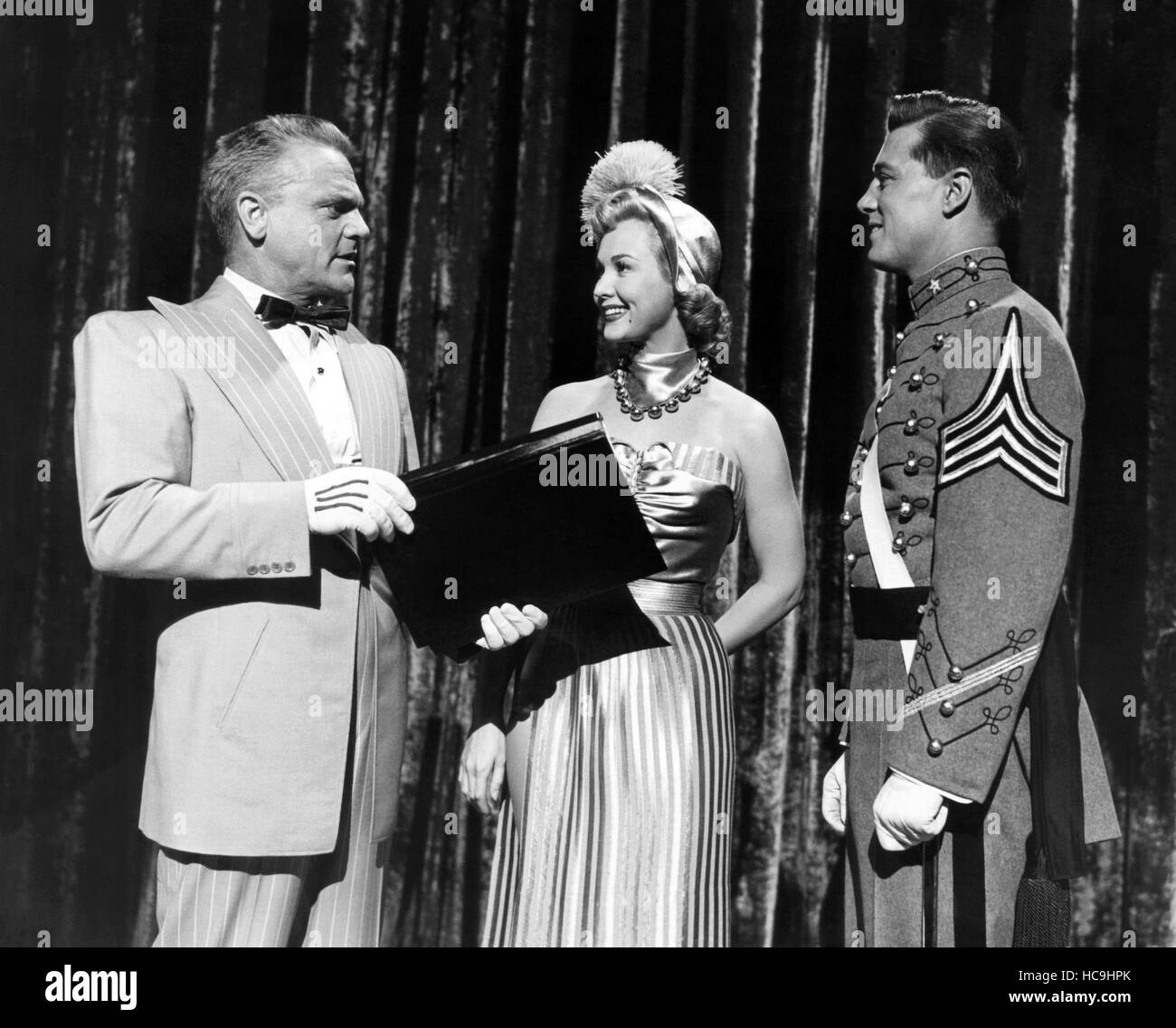 THE WEST POINT STORY, from left: James Cagney, Virginia Mayo, Gordon ...