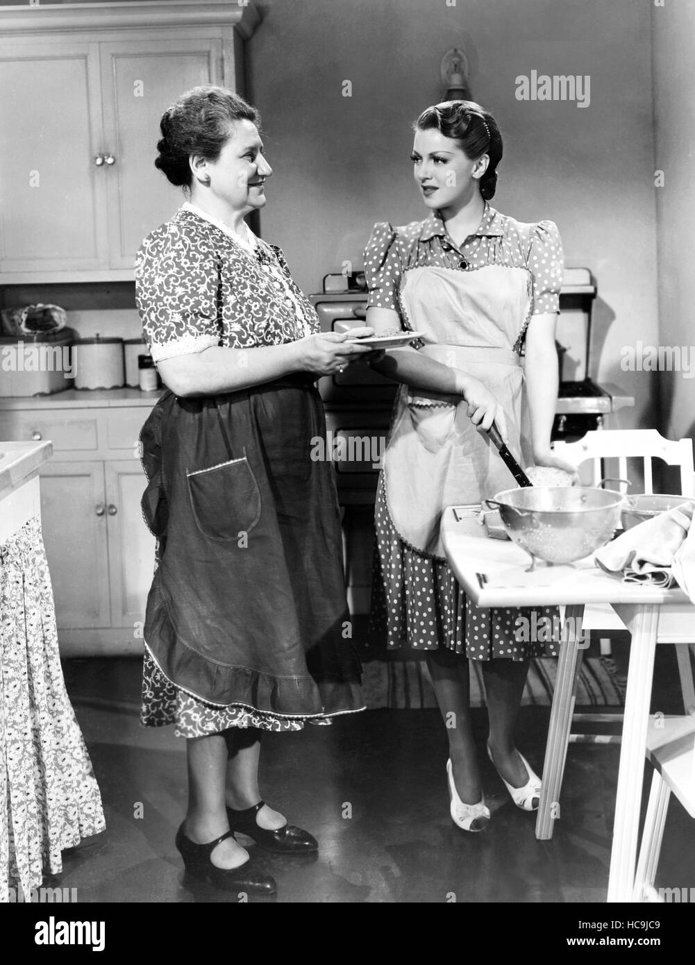 WE WHO ARE YOUNG, from left: Irene Seidner, Lana Turner, 1940 Stock ...