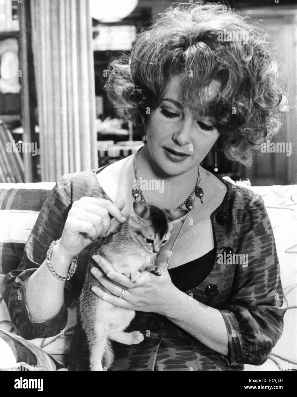 WHO'S AFRAID OF VIRGINIA WOOLF?, Elizabeth Taylor, 1966 Stock Photo - Alamy