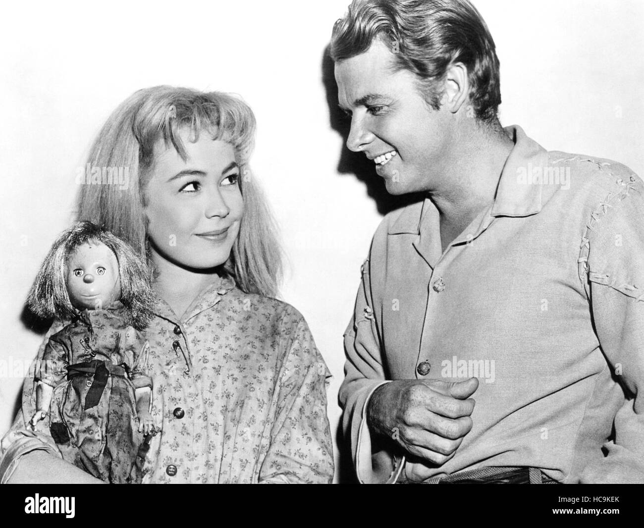 THE WILD AND THE INNOCENT, from left, Sandra Dee, Audie Murphy, on-set ...