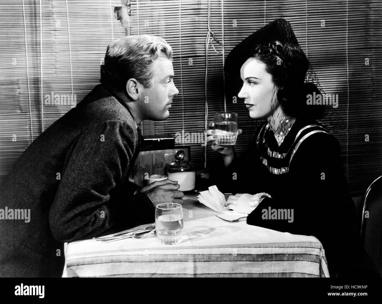 WILDCAT BUS, from left, Charles Lang, Fay Wray, 1940 Stock Photo - Alamy